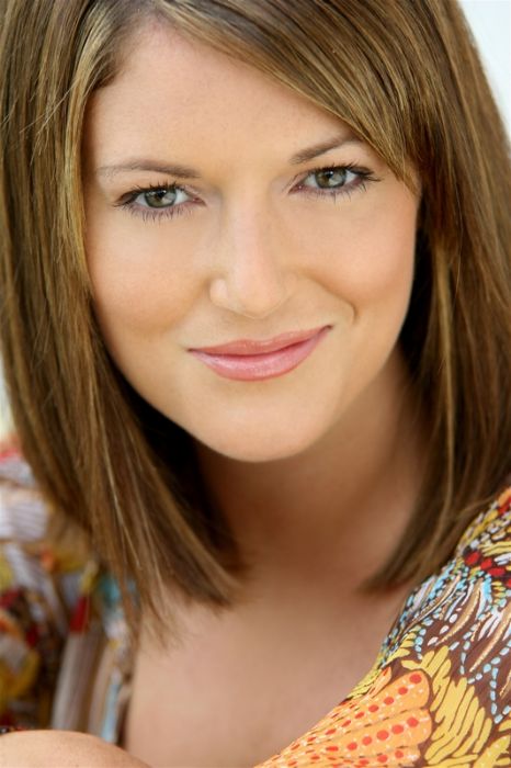 Samanthat Model | Minted Models